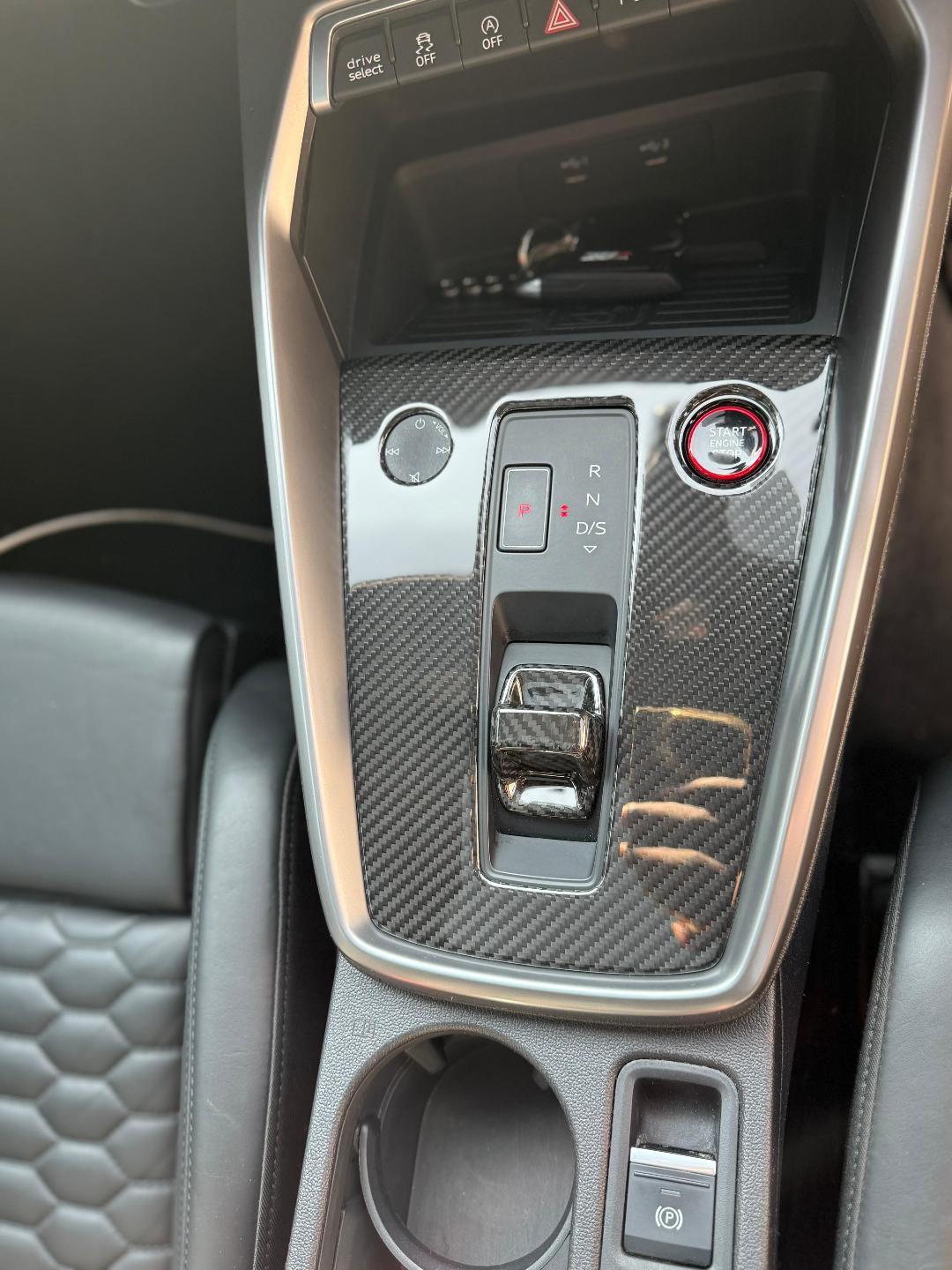 Audi RS3 8Y Carbon Center Console – Karbon Auto